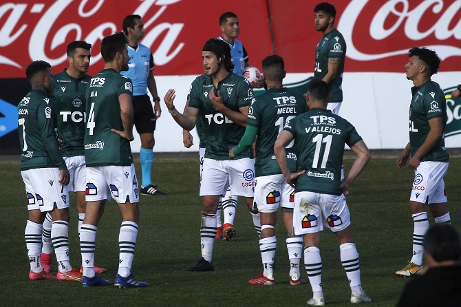 El drama de Wanderers: jugadas 13 fechas, es el peor equipo en la ...