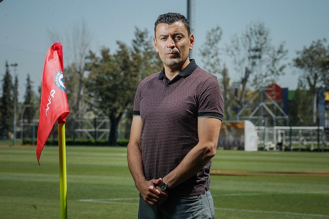 Roberto Tobar: “A Castrilli le faltó conocer a los árbitros, tener más ...