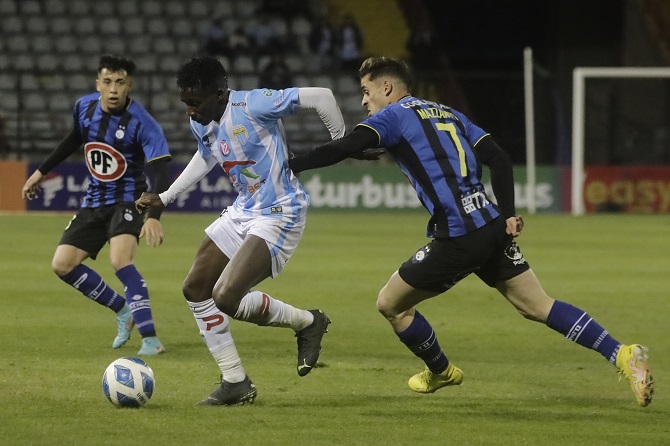 Copa Chile: Magallanes golpeó primero y tiene un pie en la finalísima ...